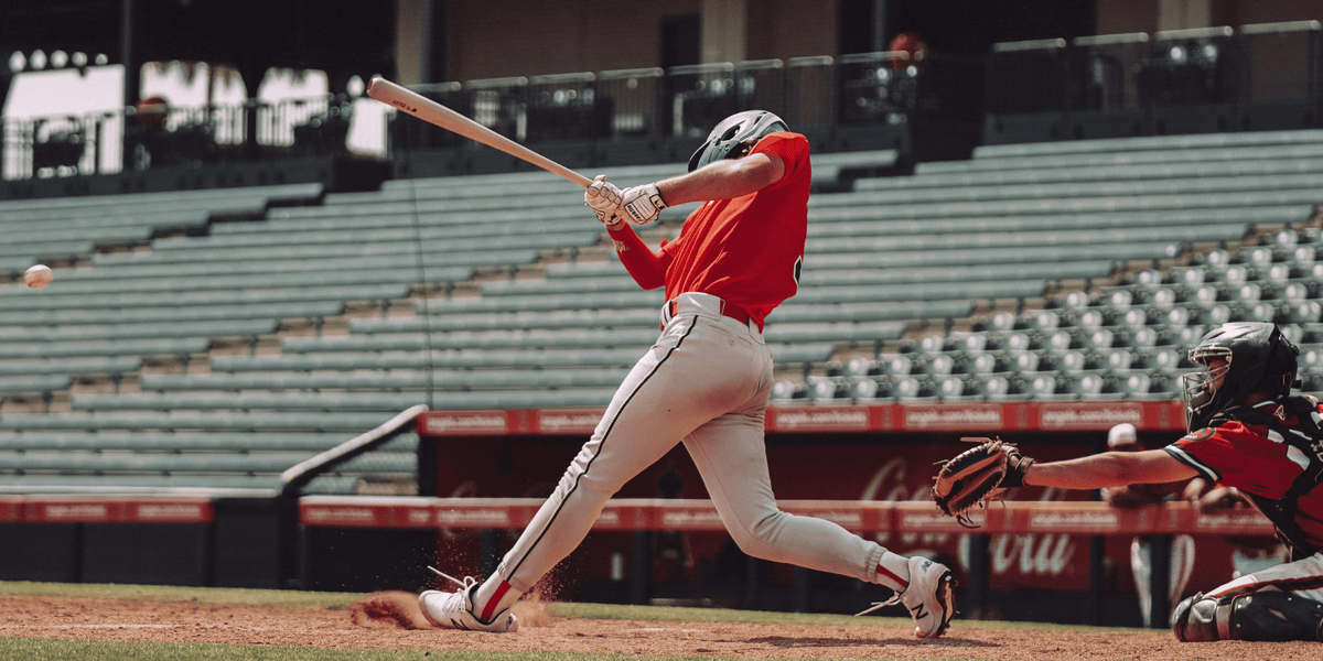 6 Tips to Improve Your Hitting of Off-Speed Pitches